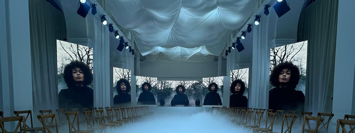 Fashion event - Catwalk topped with sustainable ceiling fabrics