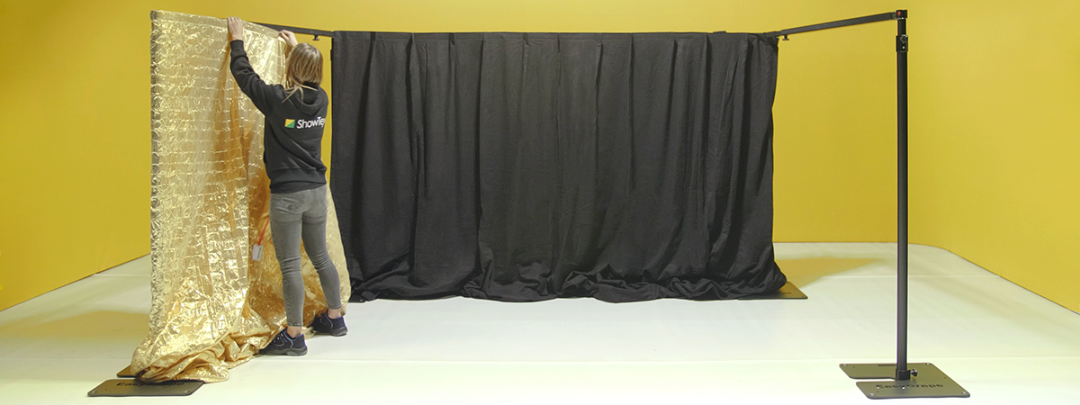 EasyDrape: Pipe and drape system by ShowTex.