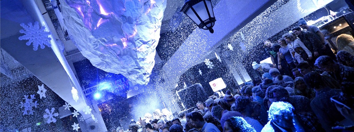 AluShape Cretonne: Molding cloth that can be painted.