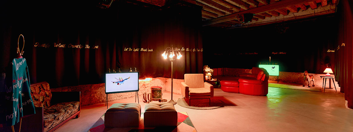 Samson Young: custom ChainTrack rail system