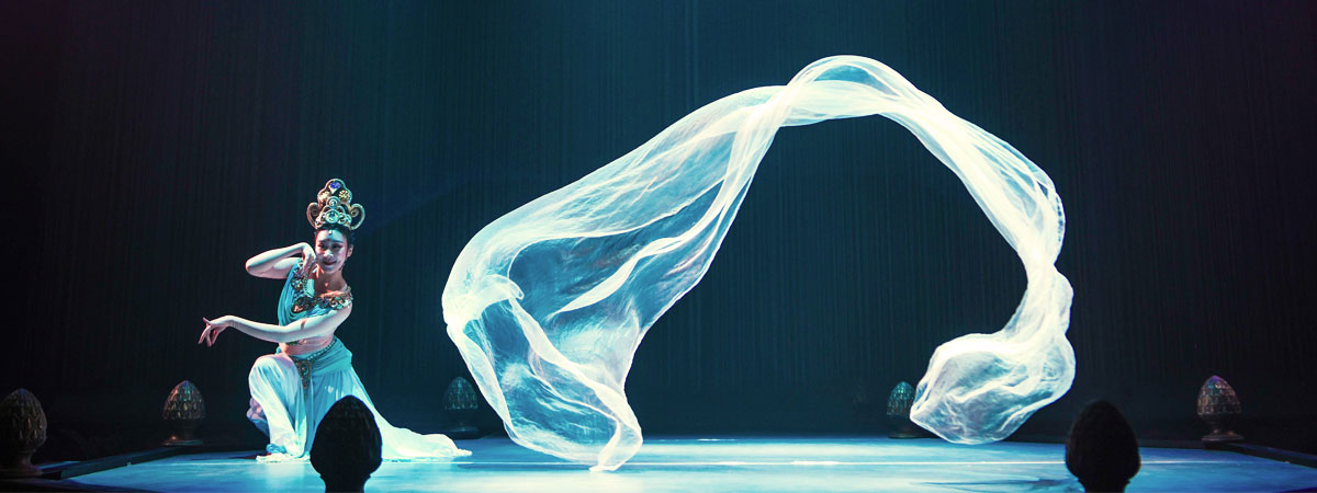 FeatherSilk: extremely lightweight silk fabric